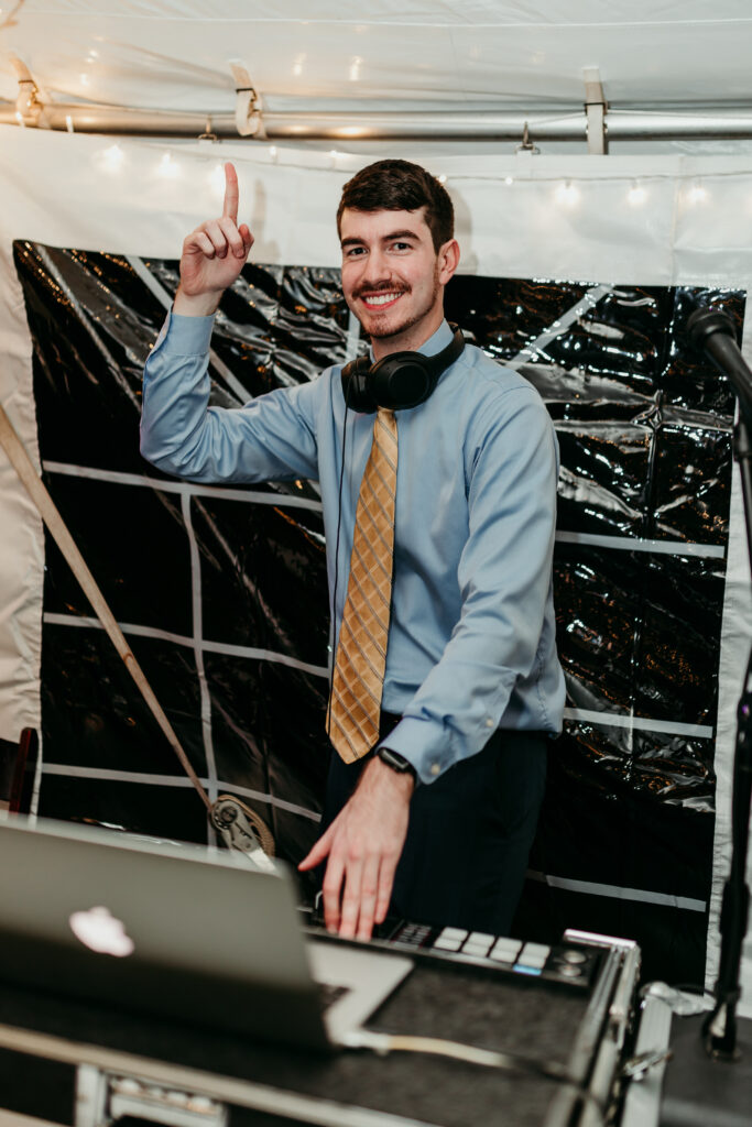 Tom Darling - A Main Event DJs